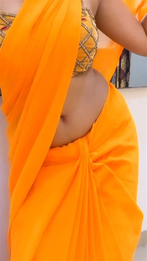 khushi yadav r sareebeauties
