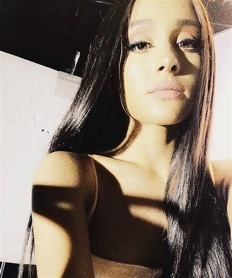 Ariana Grande Leaked The Fappening News