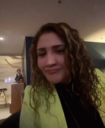 Princess Gif Princess Discover Share Gifs