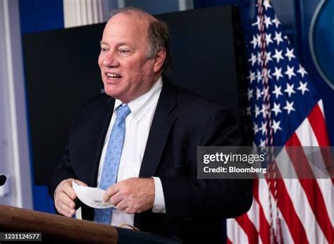 Mayor Mike Duggan Photos And Premium High Res Pictures Getty Images