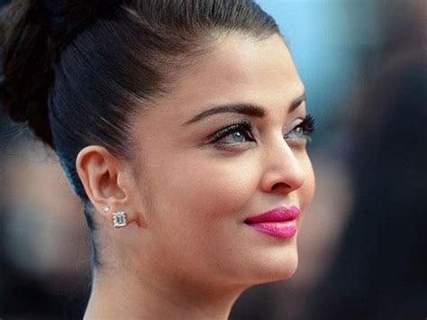 What Eye Makeup Goes With Bright Pink Lipstick Saubhaya Makeup