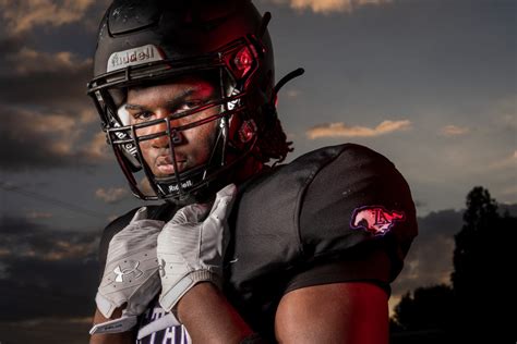 Tennessee Football Recruiting Kris Thompson Considering Vols