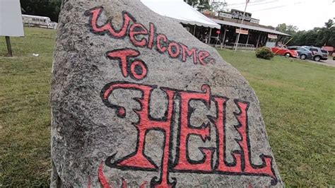 A Travel Guide To Hell Michigan Yes Its A Real Place Kerry Town