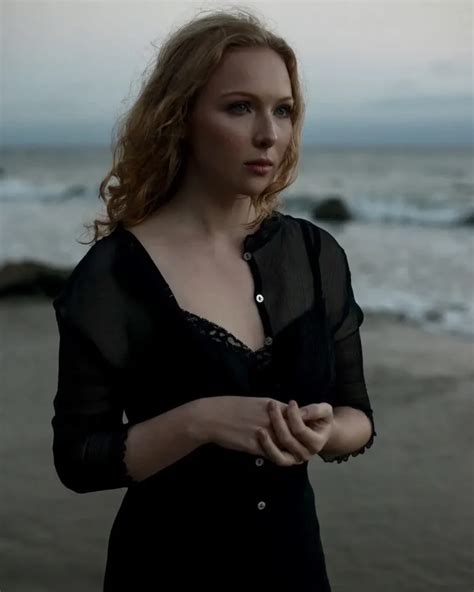 50 Molly Quinn Sexy And Hot Bikini Pictures Livinlavidalowcarb