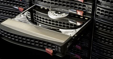 Hot Swapping Drives In The Data Center Horizon