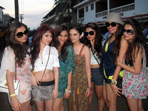 STORY EROTICAZ Babes To Girls The Scientific Experiment