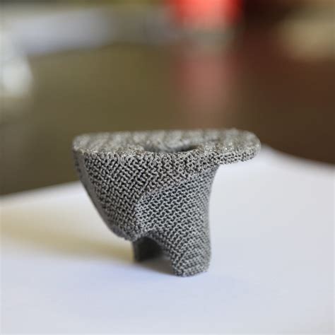 High Flex Hinged Knee Prosthesis Titanium Alloy Medical Implants Cup