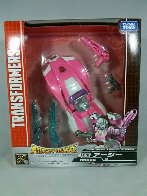 Toybox Soapbox Takara Transformers Generations Legends Arcee