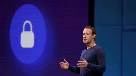 Send Us Your Nudes Facebooks Bizarre Strategy For Fighting Revenge Porn RT UK News