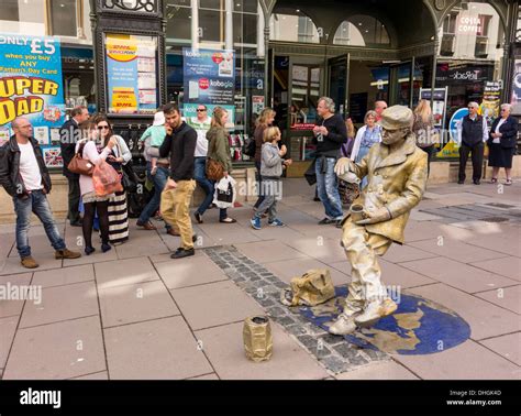 How Much Does A Street Performer Make At Loren Bona Blog