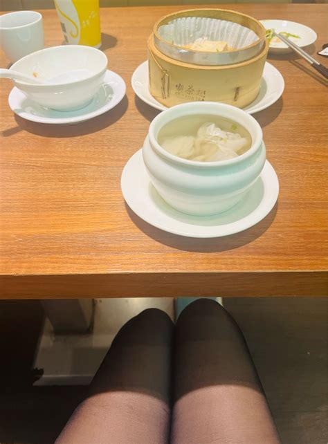 [閒聊] 有跟鞋的不性感黑絲照 更新2 看板sex Ptt網頁版