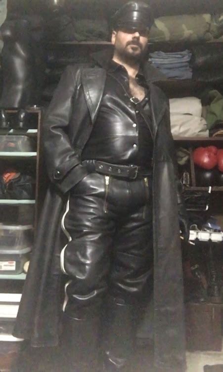 Post 781441495611899905 Smoking Leather Tumbex