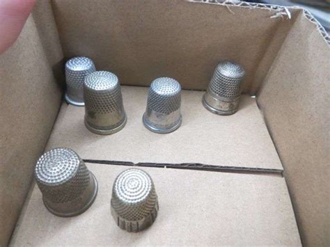 Assorted Size Thimbles Lambrecht Auction Inc