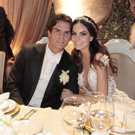 1053k Likes 270 Comments Ximena Navarrete Ximenanr On Instagram