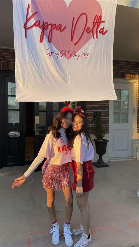 Falling In Love Bid Day Kappa Delta Unt💗 Sorority Banner Cocktail Shirts Bid Day