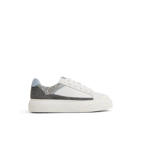 Adison Sneaker