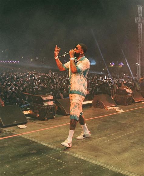 Gucci Mane Performing At Rolling Loud 2021 In An All Gucci X Freya