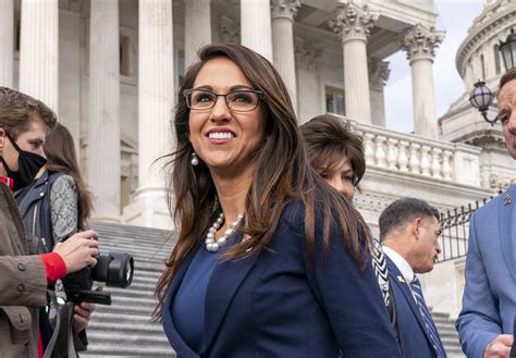 U.S. Rep Lauren Boebert kicked out of ‘Beetlejuice’ for vaping, causing a disturbance