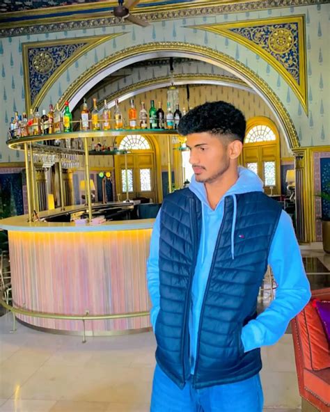 𝐉𝐀𝐈𝐕𝐀𝐑𝐃𝐇𝐀𝐍 𝐒𝐈𝐍𝐆𝐇 𝐑𝐀𝐓𝐇𝐎𝐑𝐄 Jaivardhan21 • Instagram Photos And Videos