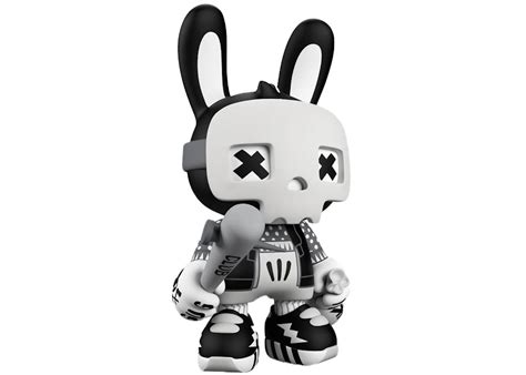 Superplastic Fashion Guggi Superguggi Club Edition By Guggimon Figure Side Kicks