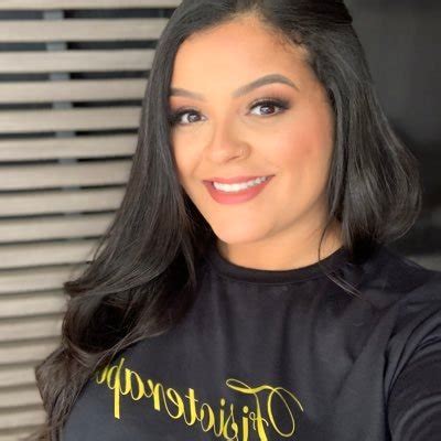 Luyla on Twitter quem nãaaao vai perder amanhã o luansantanaevc na tv xuxa 10 30 da RT e me Luyla on Twitter quem nãaaao vai perder amanhã o luansantanaevc na tv xuxa 10 30 da RT e me