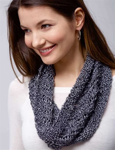 Cozy And Stylish Cowl Knitting Pattern To Download For Free