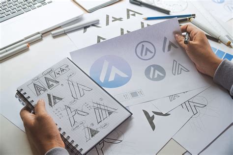 40 Cool Logo Designs That Still Rock Freelancer
