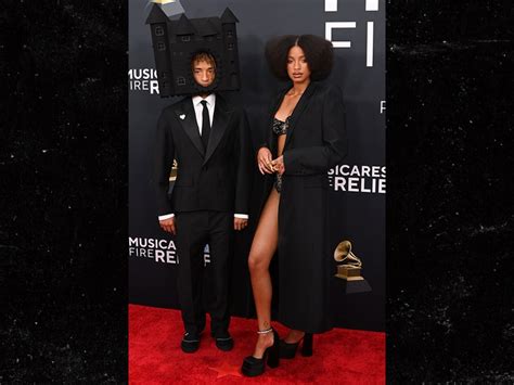 Jaden Smith Wears Bizarre Castle Headwear To Grammys Roasted Online