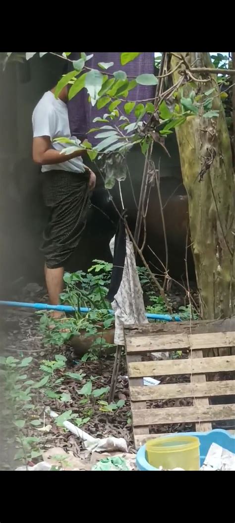 Myanmar Guy Pissing Thisvid Com