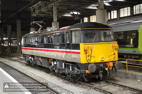 British Rail Intercity Class 87 Electric Locomotive 8702 Flickr