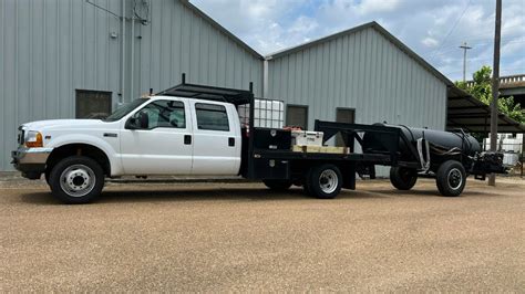 Converting A Ford F 550 Into An Oilfield Service Truck Youtube