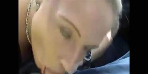Ein Blowjob Im Auto Tnaflix Com