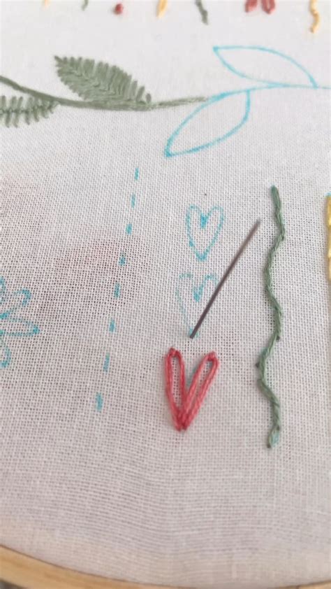 Lazy Daisy Stitch Embroidery Tutorials Embroidery For Beginners Hand Embroidery Tutorial