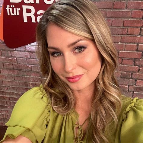 Sarah Schreiber Gala De