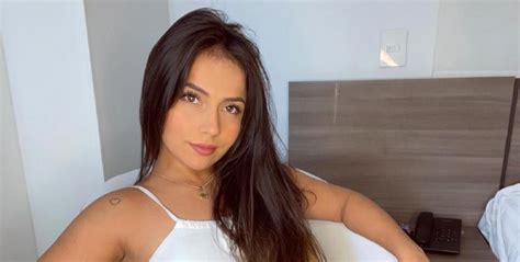 Aída Cortés La Modelo De Onlyfans Que Protagonizó Tremendo Escándalo