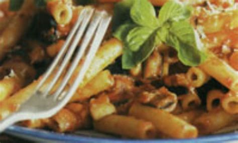 پاستا فقط پاستاي بادمجان