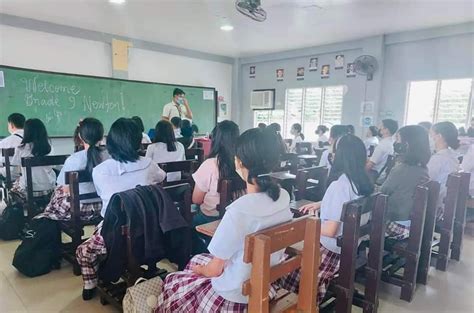 Hot Issue Schools Can Suspend In Person Classes Amid Extreme Heat Says Deped