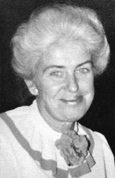 Tara Flahertys Instagram Twitter And Facebook On Idcrawl