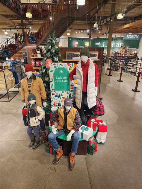 Excited To Experience My First Holiday Season At L L Bean Will Lerette