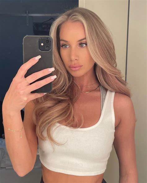 Beautiful Tan Girl Selfie