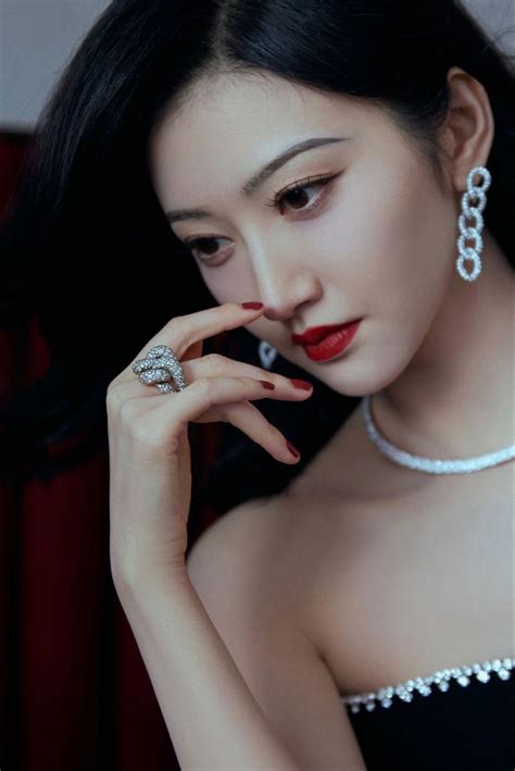 Ghim trên C H I N E S E