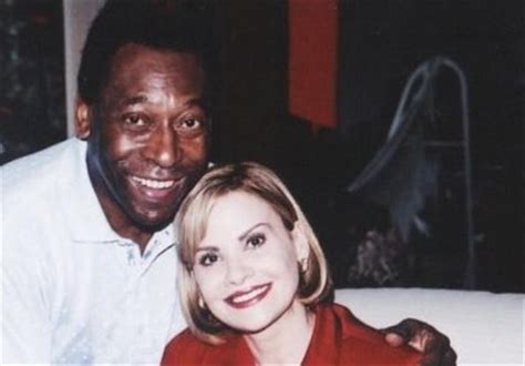 ستاره‌های برزیلی هرگز با دختران سیاه پوست ازدواج نمی‌کنند طرفداری