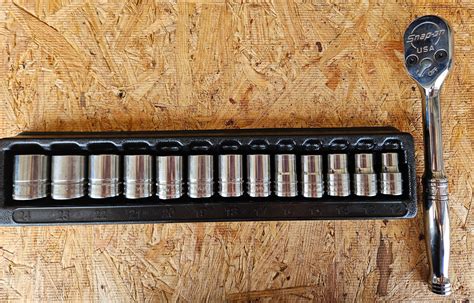Snap On 12 Piece Semi Deep Socket Set With Ratchet 21428