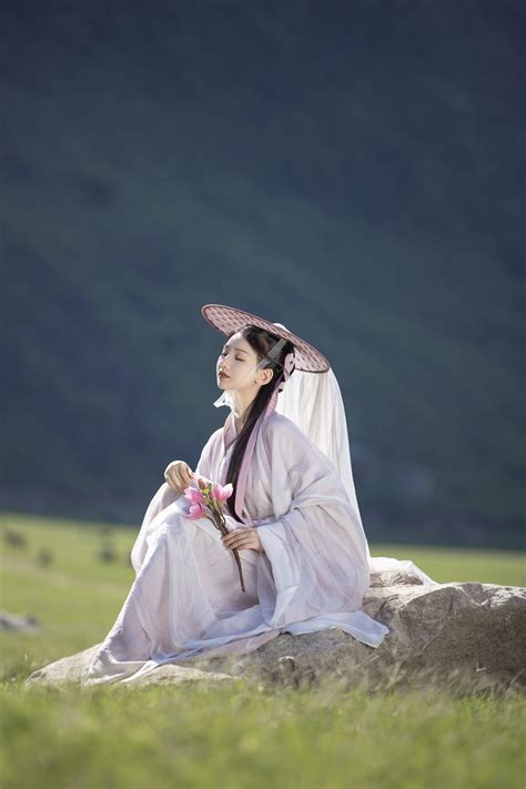 艺图语 20221229 牧羊歌 五月兔 V2ph