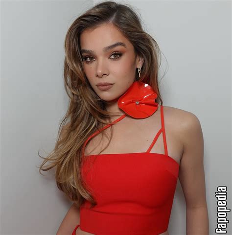 Hailee Steinfeld Nude Leaks Photo 3371346 Fapopedia