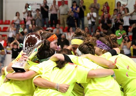 Hoqueibasefemeni HC PALAU DE PLEGAMANS CAMPIONES D ESPANYA SUB 16