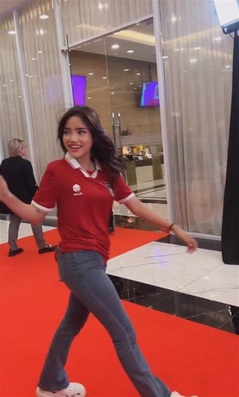 Fuji Nonton Timnas Indonesia vs Brunei, Dukung Asnawi?