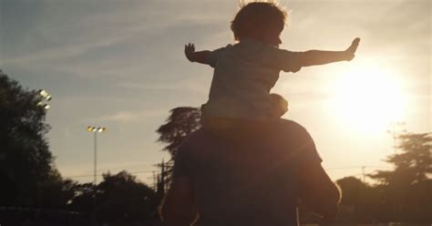 7 Awesome Dad Vertisements That Shattered Societys Stereotypes About