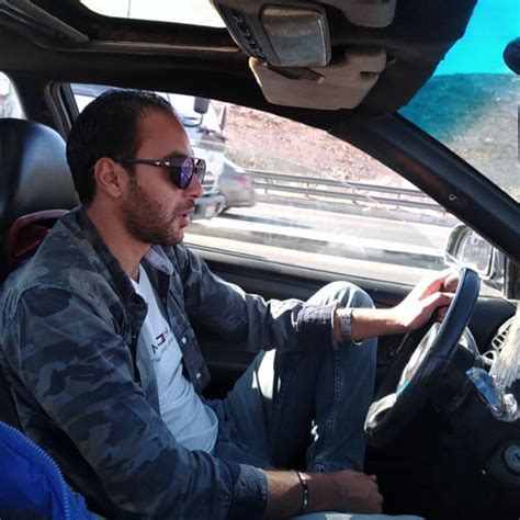 Stream Ahmed Omar Music Listen To Songs Albums Playlists For Free