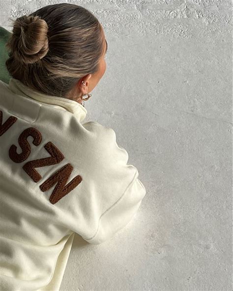 The Cosy Szn Sweater From Lala The Label Sweatshirts Cosy Sweaters